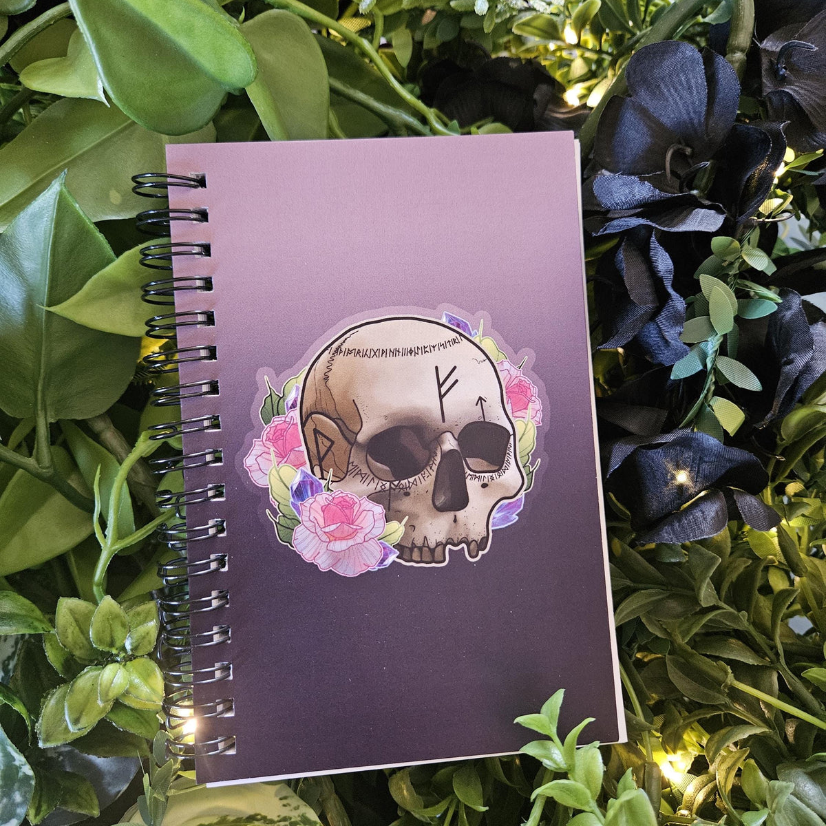 RUNE SKULL – Acornandcrowstudio